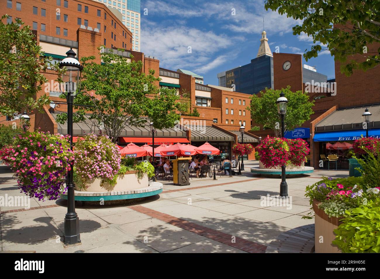 Writers break hi-res stock photography and images - Alamy