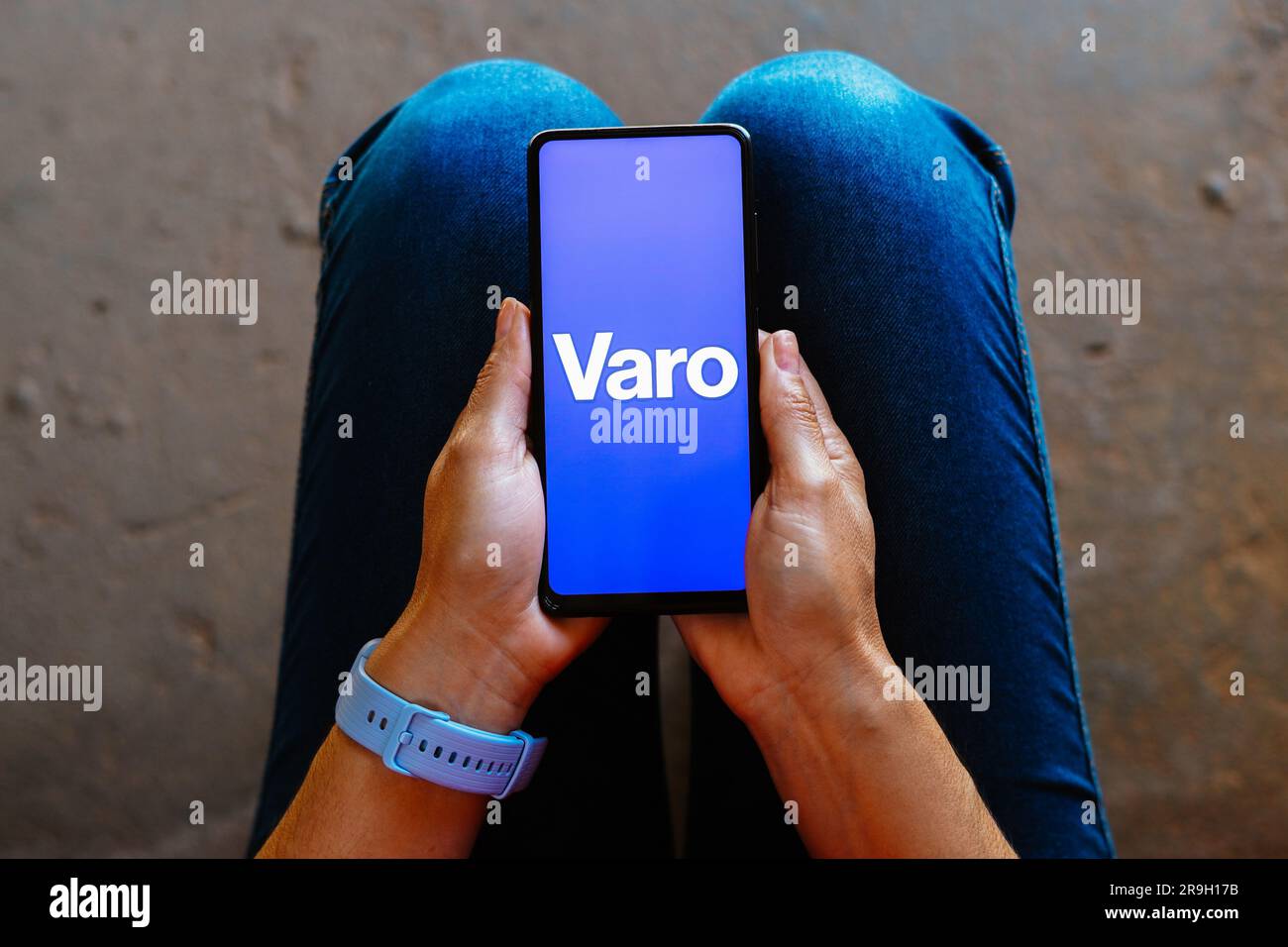 Varo logo hi-res stock photography and images - Alamy