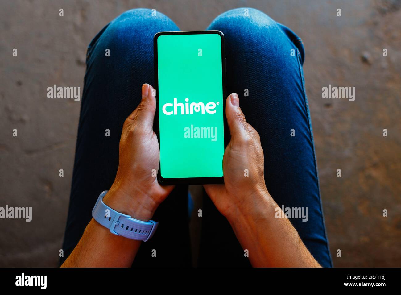 Chime logo hi-res stock photography and images - Alamy