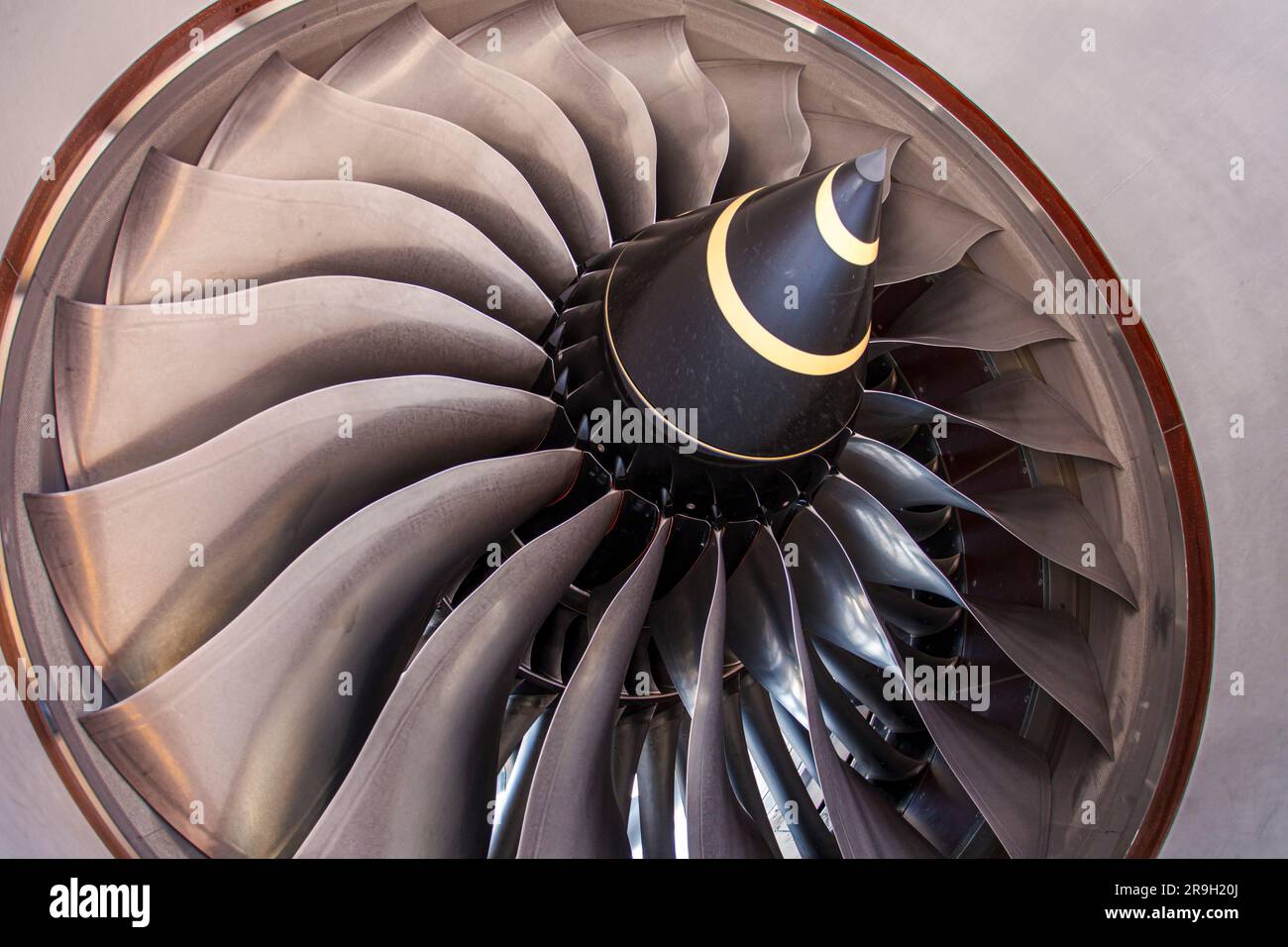 One of the engines on the first test Boeing 787 Dreamliner aircraft ...