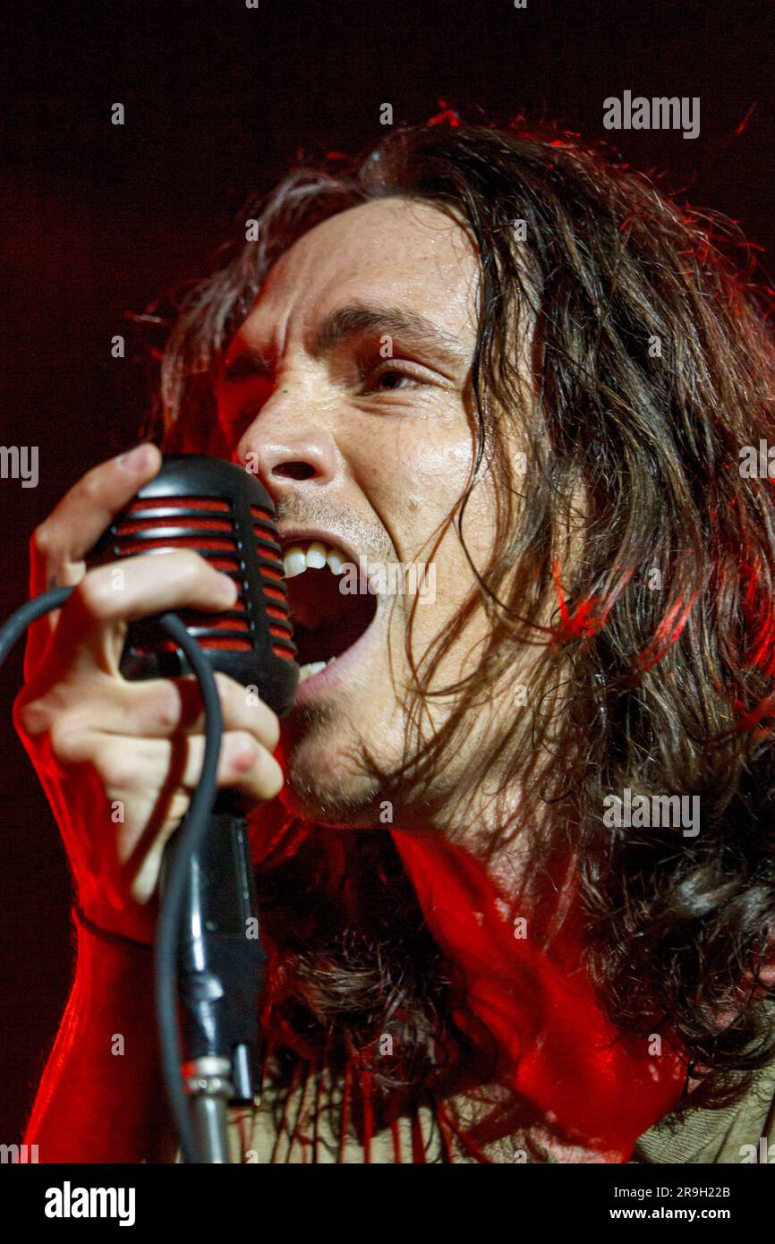 Lead singer Brandon Boyds of American rock band Incubus performs live ...