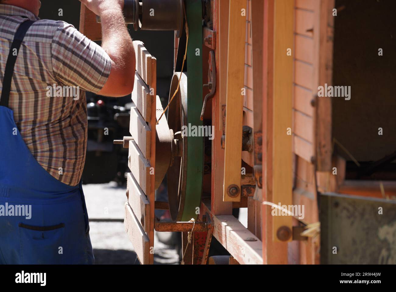 Old winnowing machine hi-res stock photography and images - Alamy