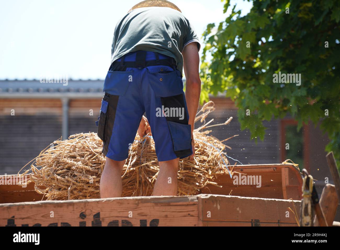 Old winnowing machine hi-res stock photography and images - Alamy