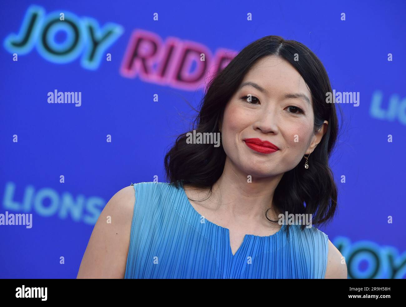 Cherry Chevapravatdumrong arrives at the Los Angeles premiere of "Joy ...