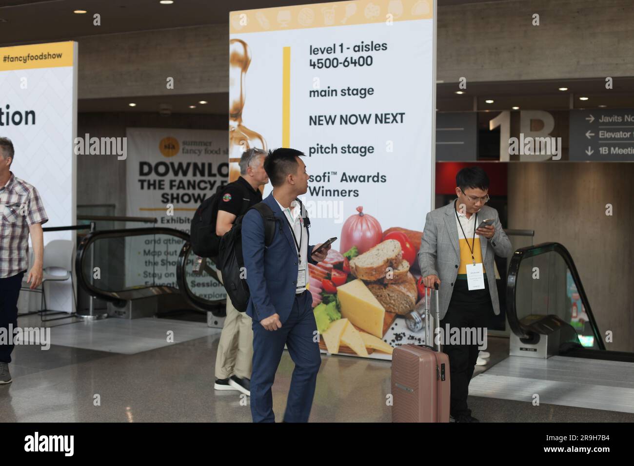 New york fancy food show hi-res stock photography and images - Alamy