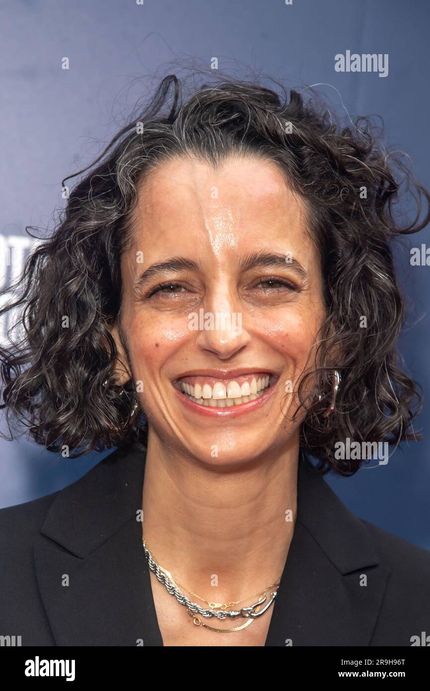 Laura tomaselli hi-res stock photography and images - Alamy