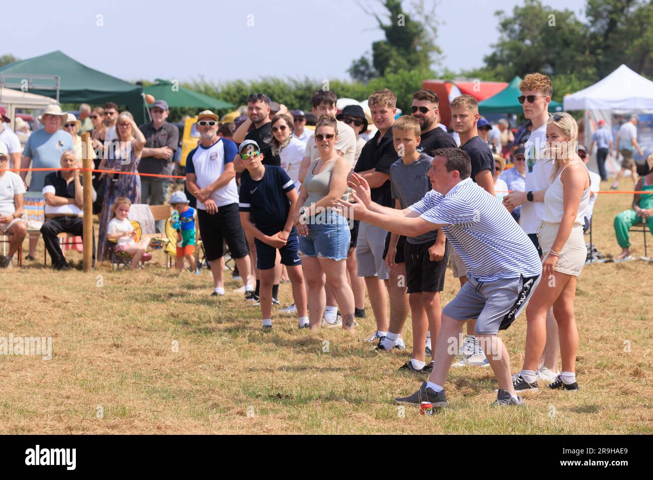 Egg throwing championship hi-res stock photography and images - Alamy