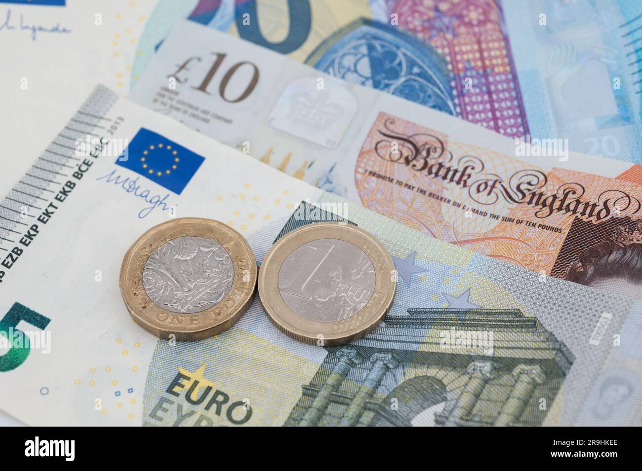 The Pound To Euro Continues To Fluctuate In Today s Markets Credit the-pound-to-euro-continues-to-fluctuate-in-today-s-markets-credit
