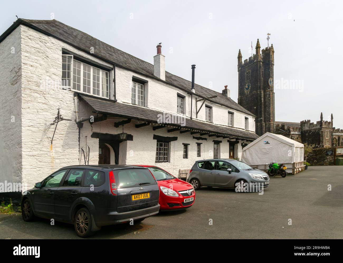 Village harberton hi-res stock photography and images - Alamy