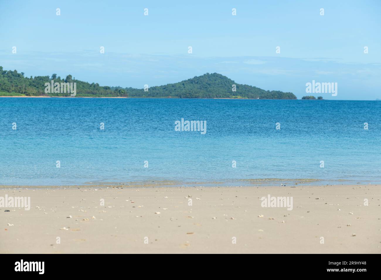 Summer beach and sea with clear sky background, Coiba island, Panama ...
