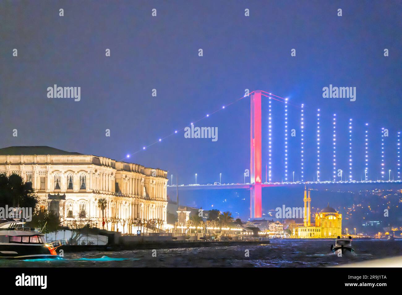 Istanbul bosphorus at night Stock Photo - Alamy