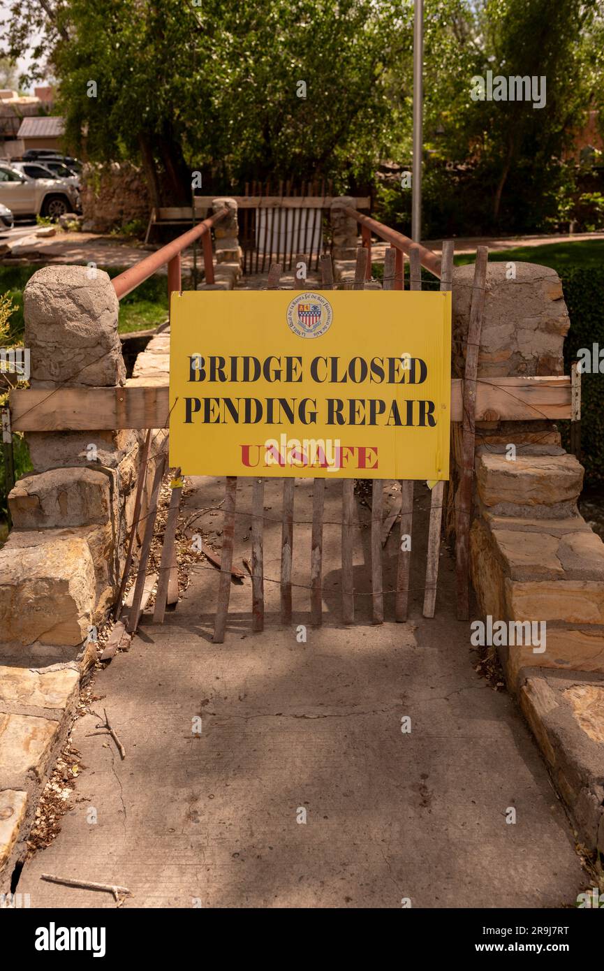 Pending repair hi-res stock photography and images - Alamy