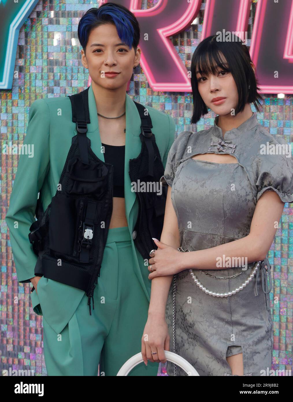 Emily liu hi-res stock photography and images - Alamy