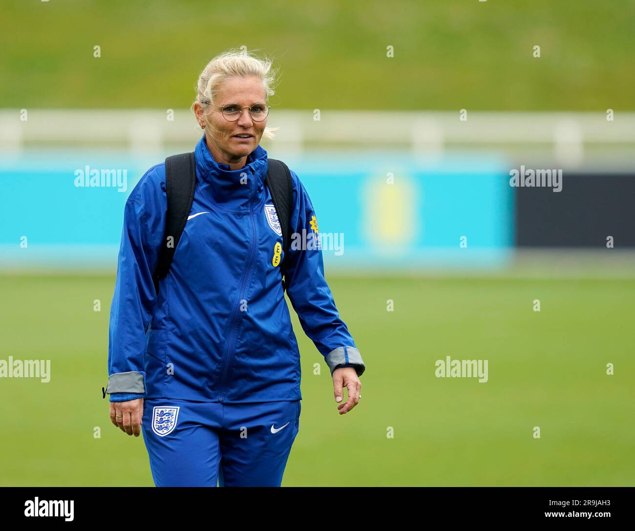 Sarina wiegman england training hi-res stock photography and images - Alamy
