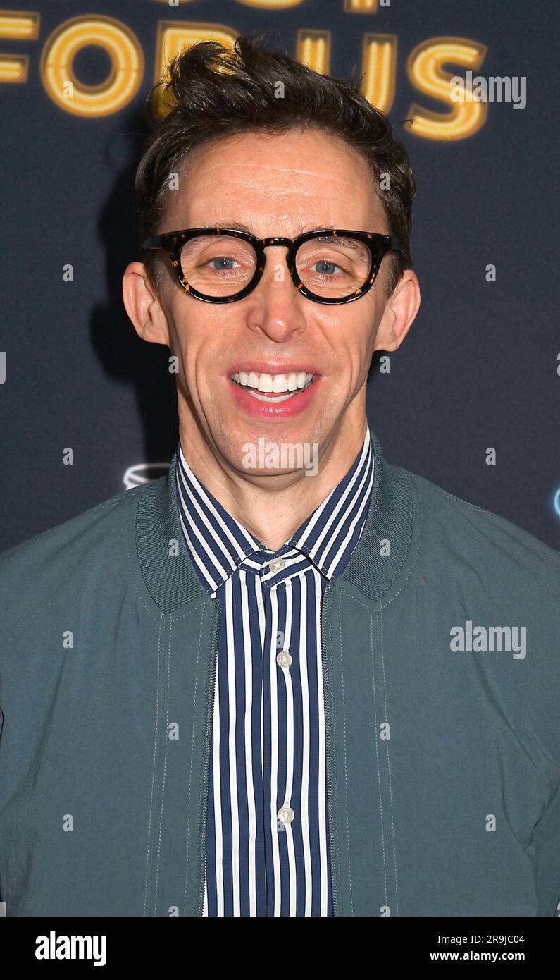 Kevin Cahoon attends the Alex Edelman"Just For Us" Broadway Opening ...