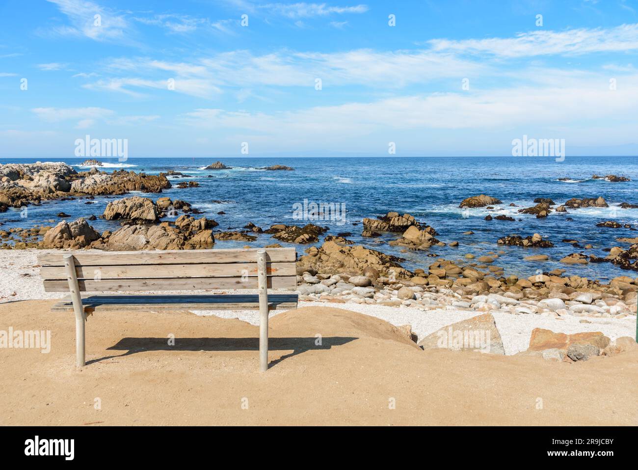 Bench at rocky coastline hi-res stock photography and images - Alamy