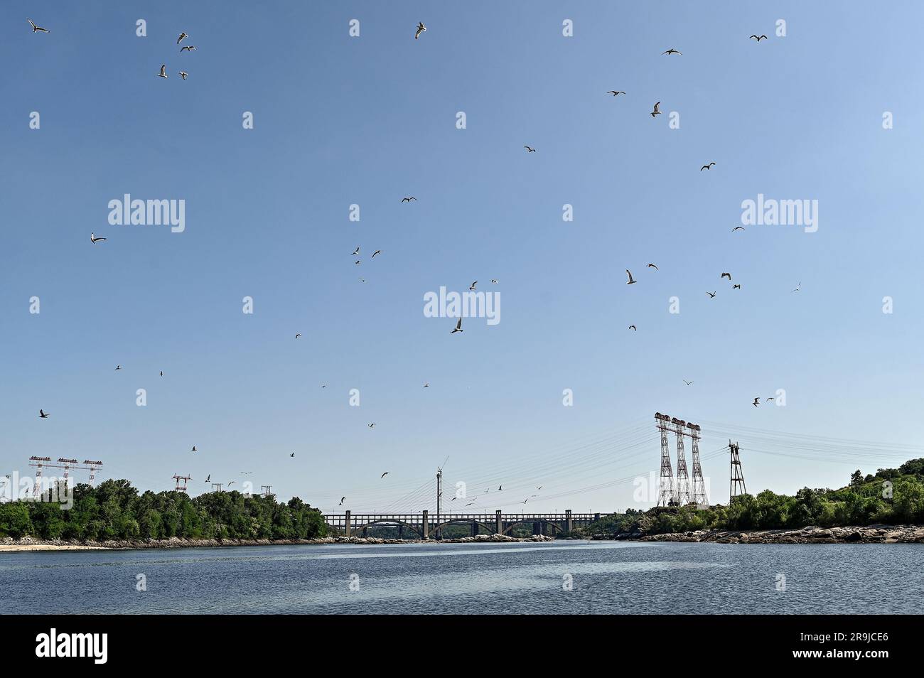 Non Exclusive: ZAPORIZZHIA, UKRAINE - JUNE 20, 2023 - Shoaling due to ...