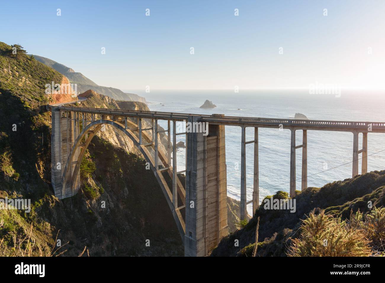 Architecture of winding bridge hi-res stock photography and images - Alamy