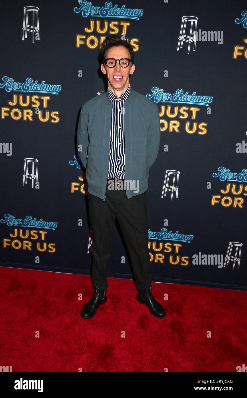 Kevin Cahoon attends the Alex Edelman"Just For Us" Broadway Opening ...
