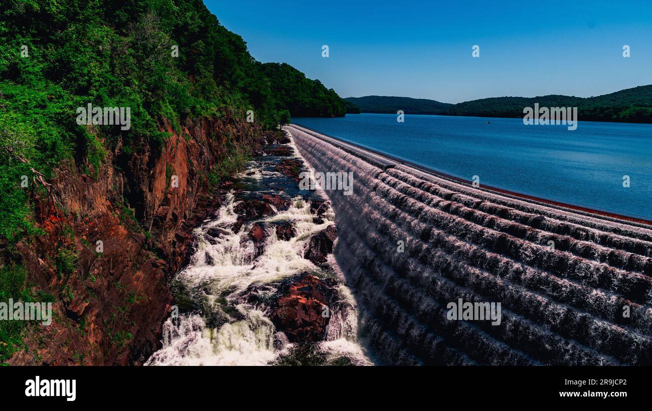 A scenic view of the Croton Dam on the Hudson River Stock Photo - Alamy