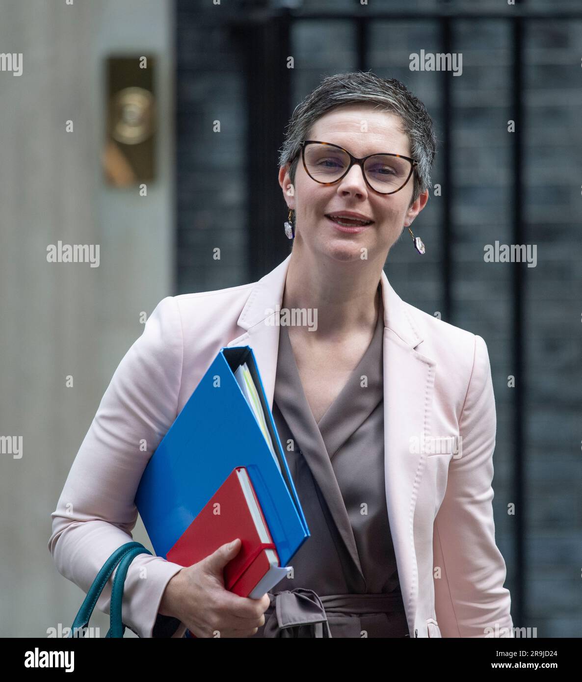 Chloe smith hi-res stock photography and images - Alamy