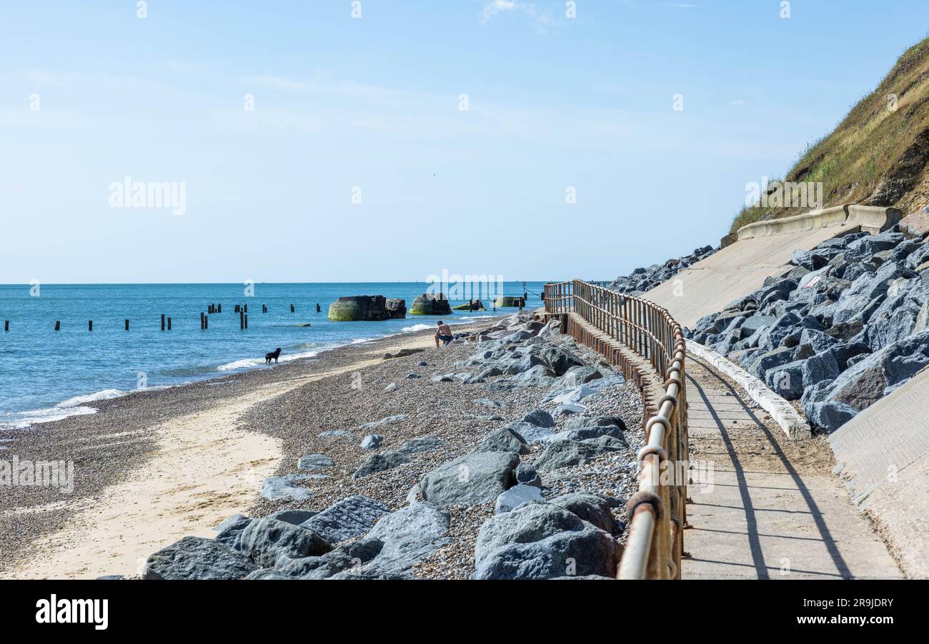 Pathway hand rail hi-res stock photography and images - Alamy