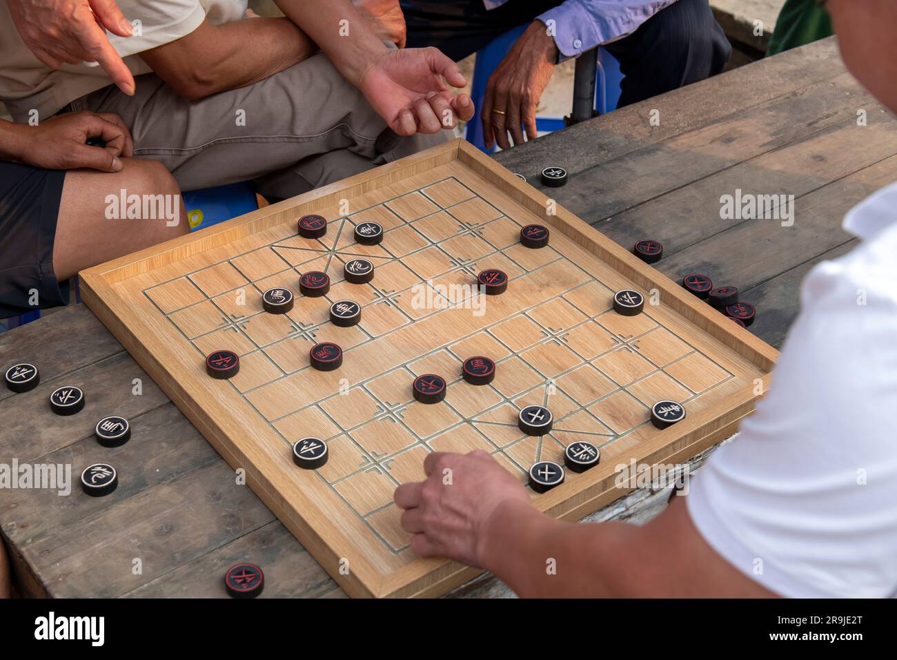 Elephant chess hi-res stock photography and images - Alamy