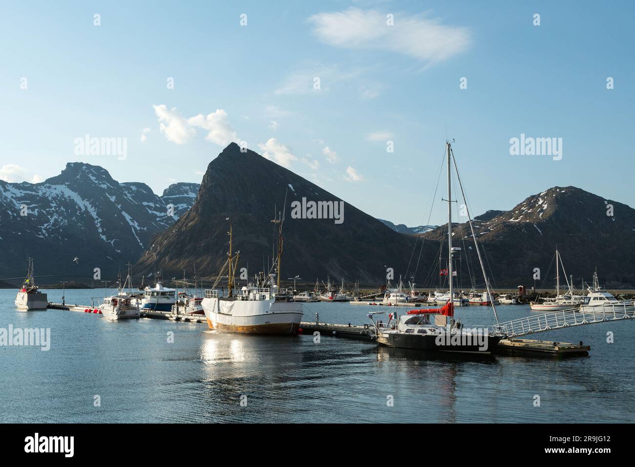 Fredvang ist ein Dorf in der Gemeinde Flakstad Lofoten, Norwegen Stock ...