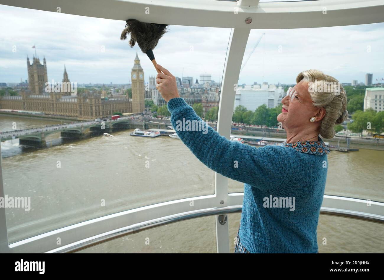 Mrs Doubtfire, played by Gabriel Vick in the musical production in ...