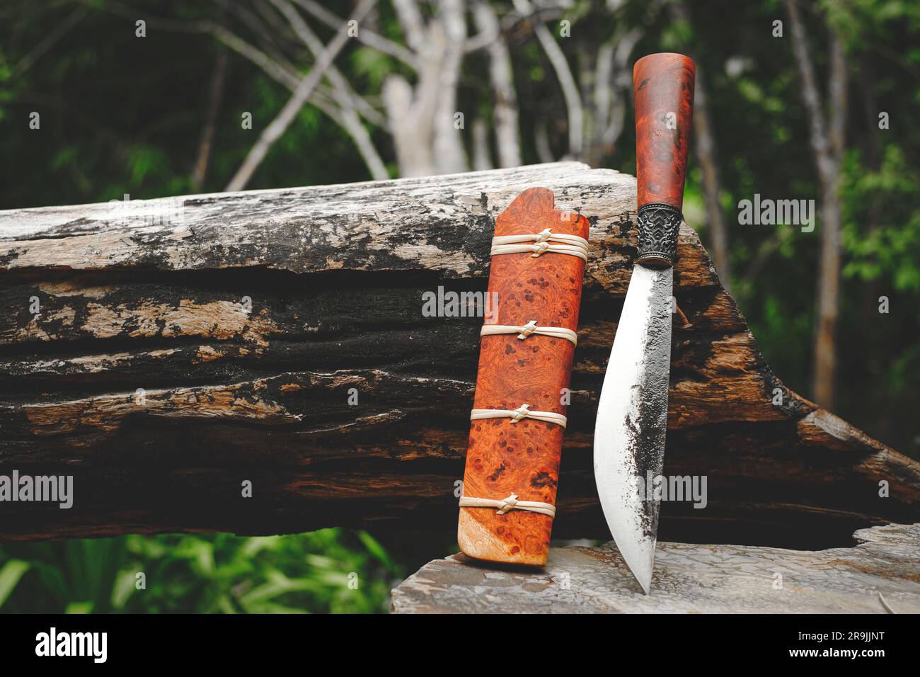 E-nep knife Thai native Knives for survival in the forest on an old ...