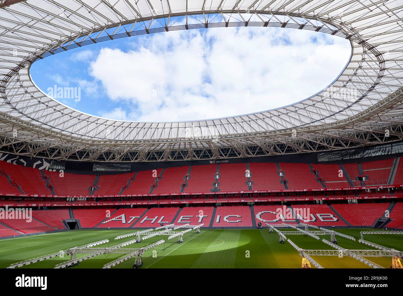 Football pitch panoramic hi-res stock photography and images - Alamy