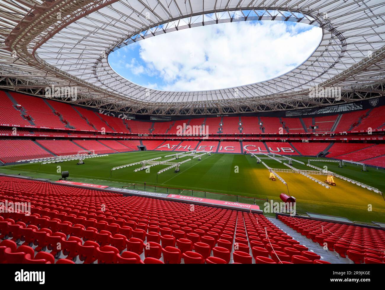 Football pitch panoramic hi-res stock photography and images - Alamy