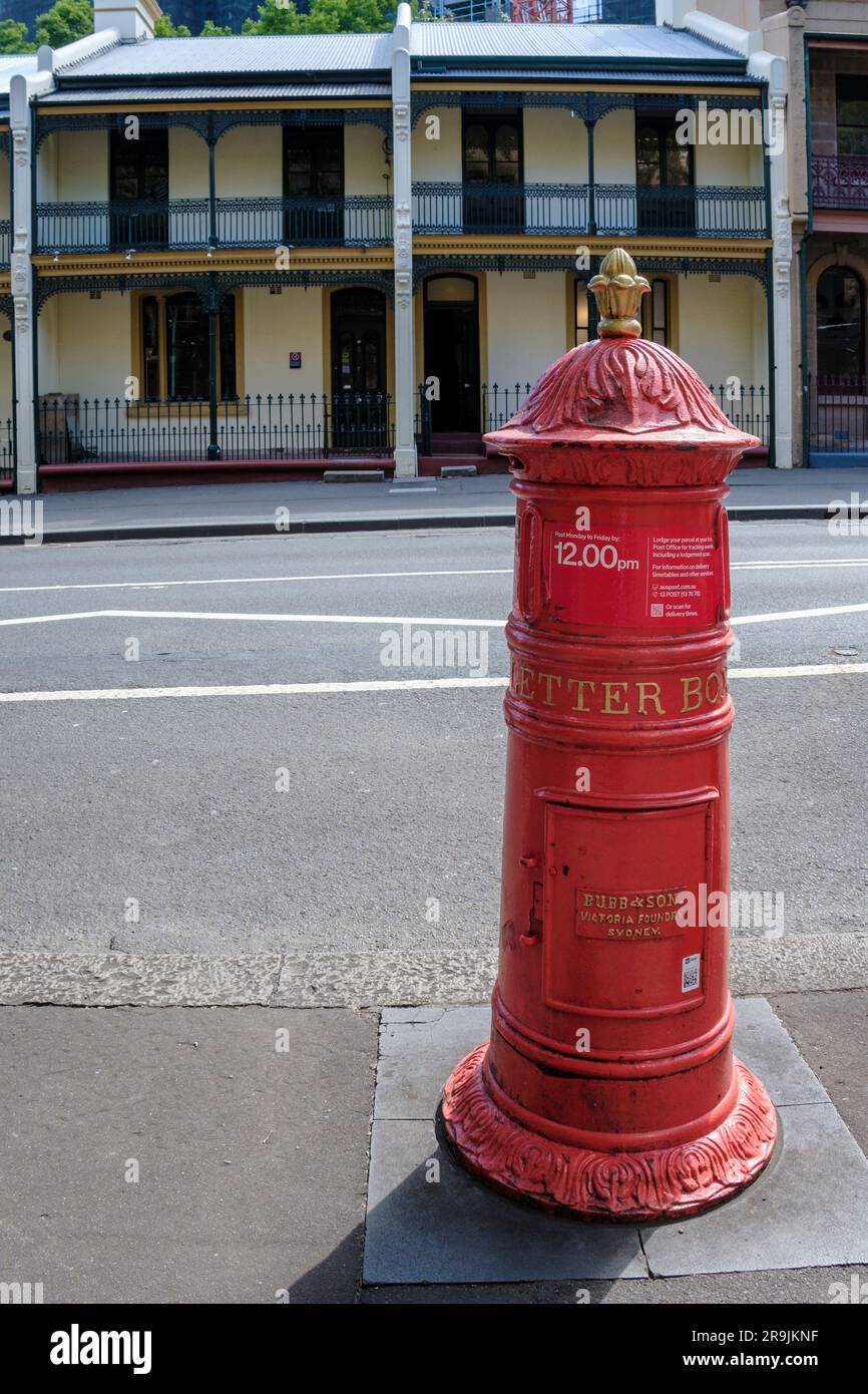 A vintage Victorian post box and historic terraced houses in Playfair ...