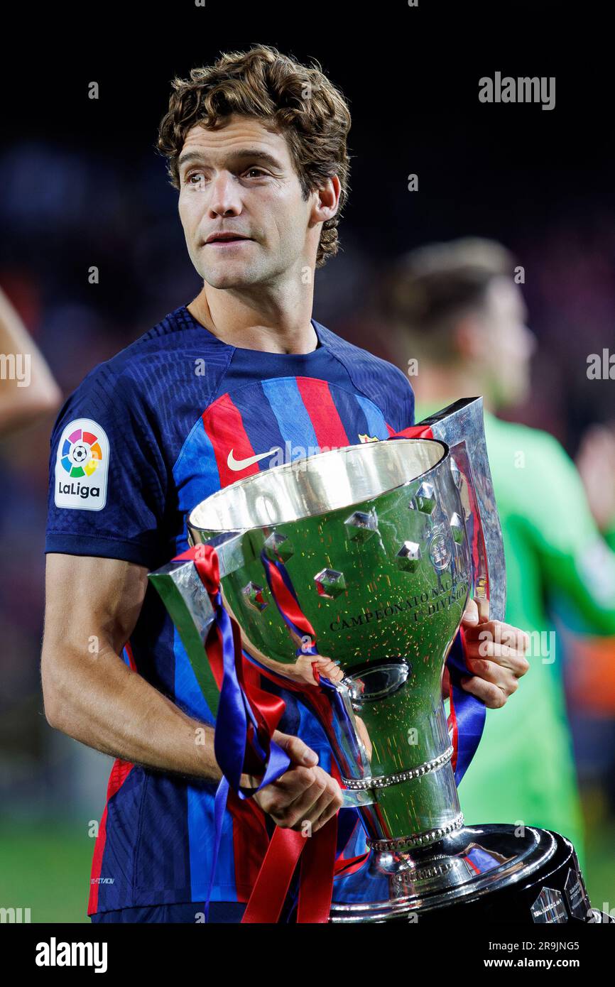 BARCELONA - MAY 20: Marcos Alonso celebrates with the trophy after the ...