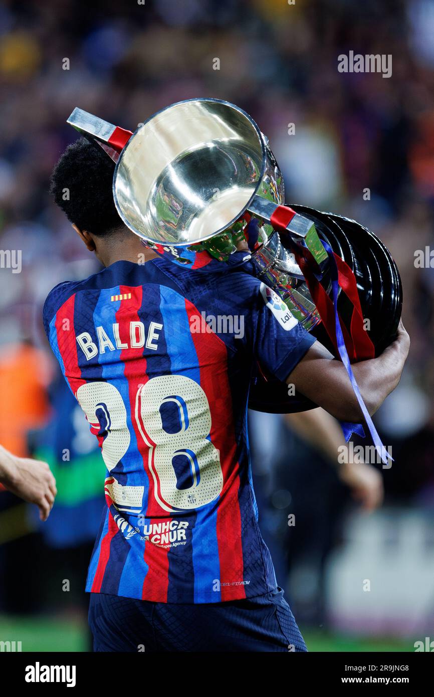 BARCELONA - MAY 20: Balde celebrates with the trophy at the LaLiga ...