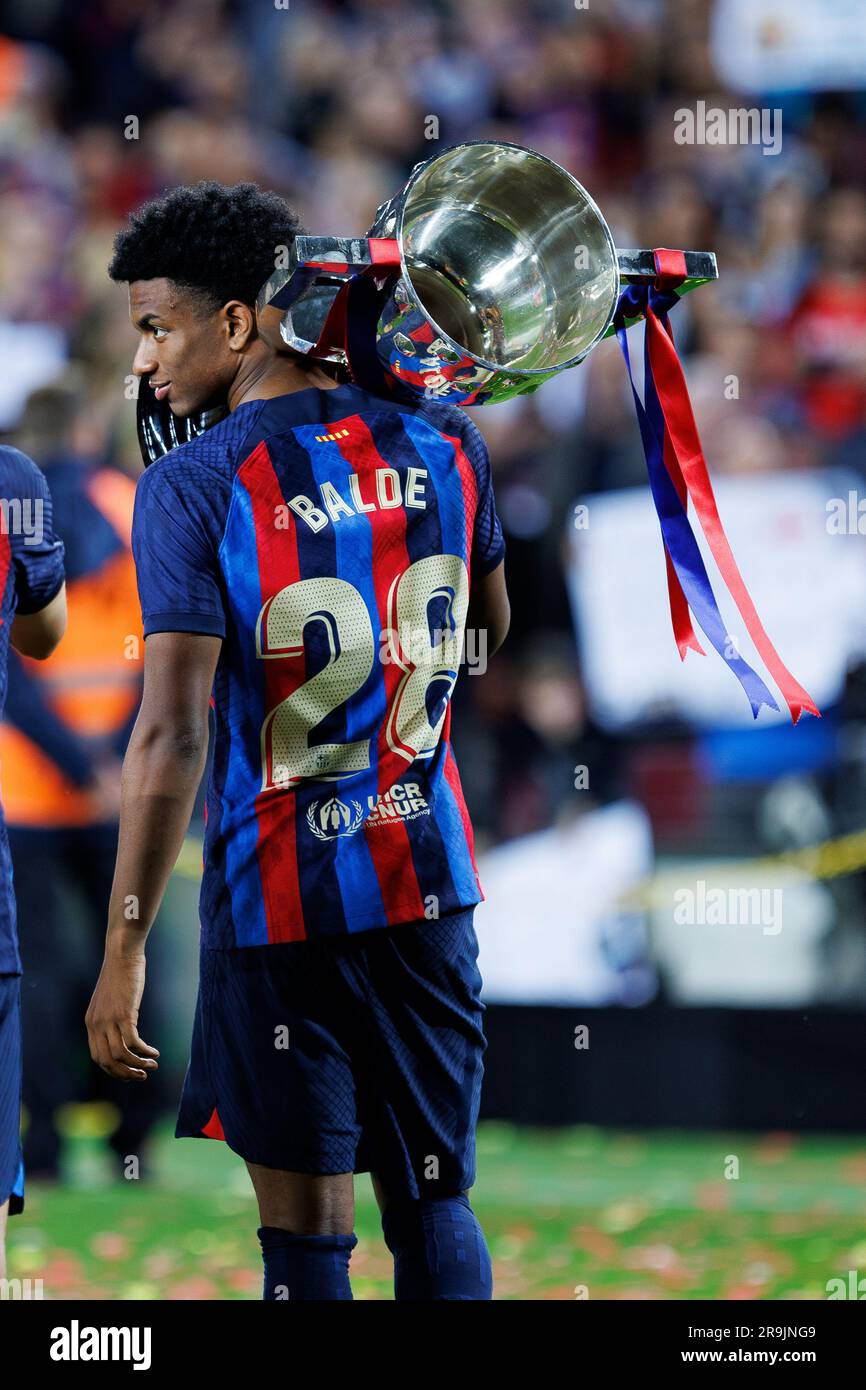 BARCELONA - MAY 20: Balde celebrates with the trophy at the LaLiga ...