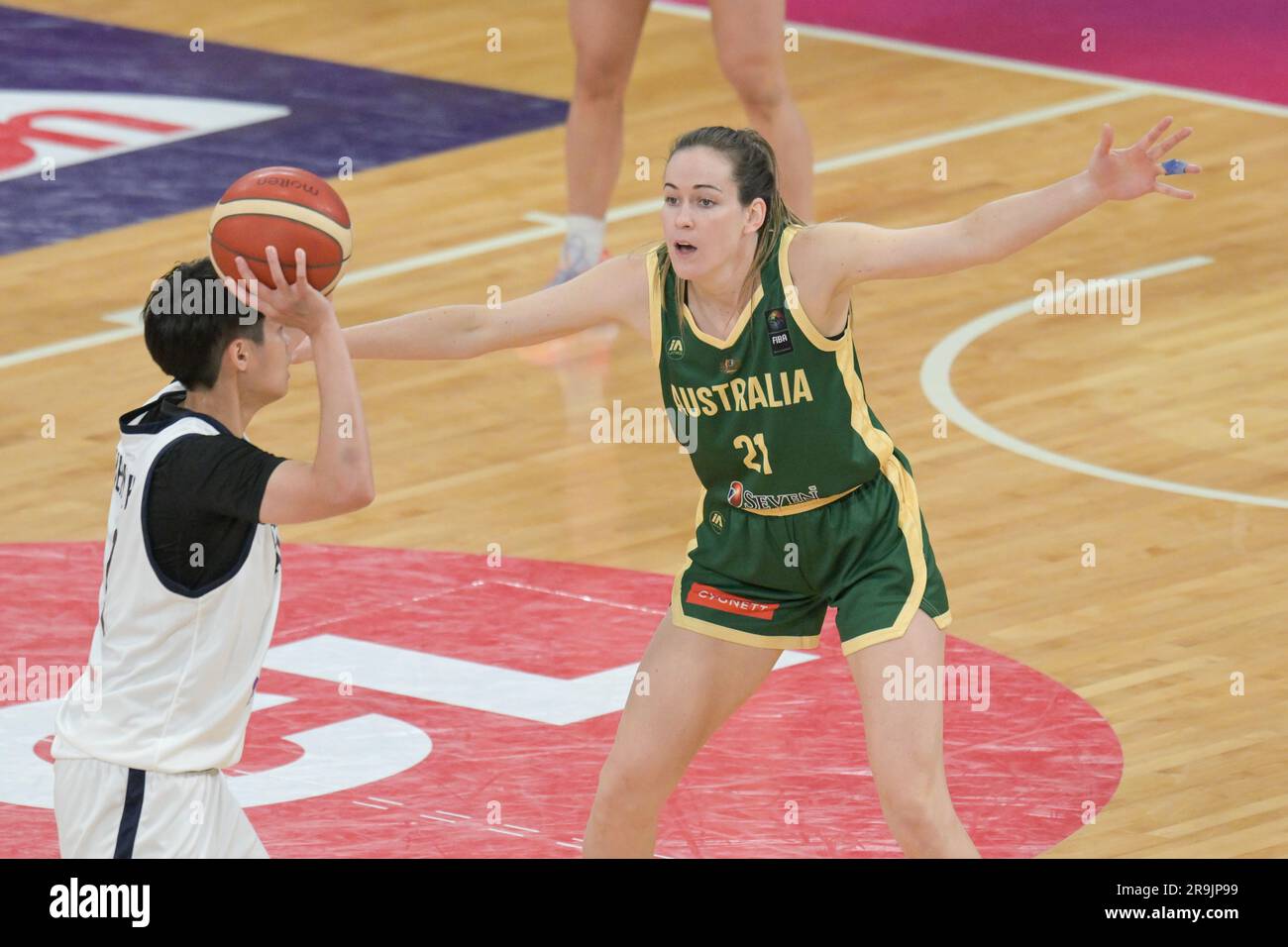 Sydney, Australia. 27th June, 2023. Cheng I-Hsiu (L) of Chinese Taipei ...