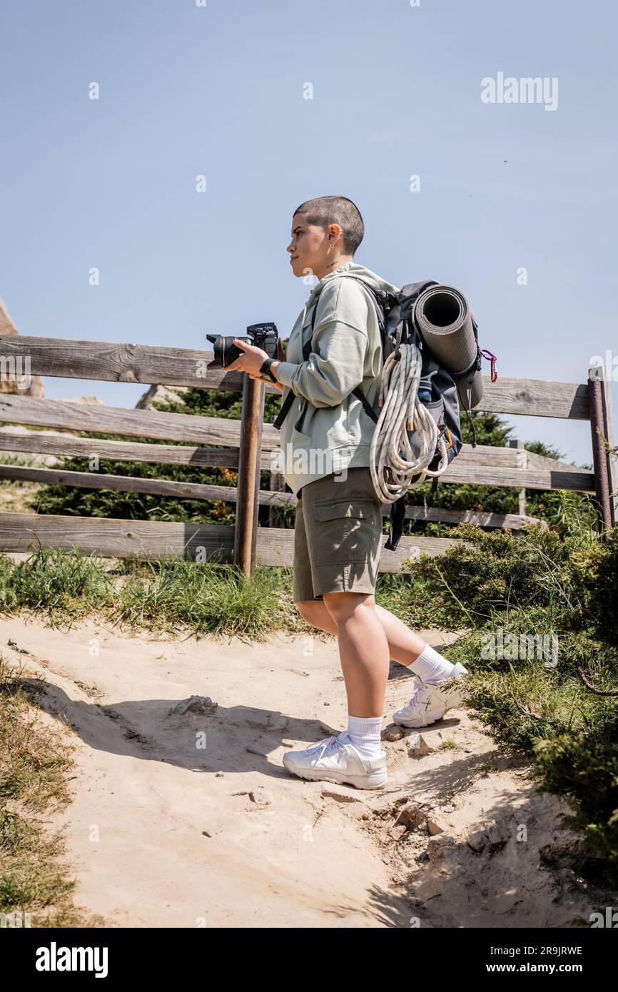 Woman hiker profile hi-res stock photography and images - Alamy