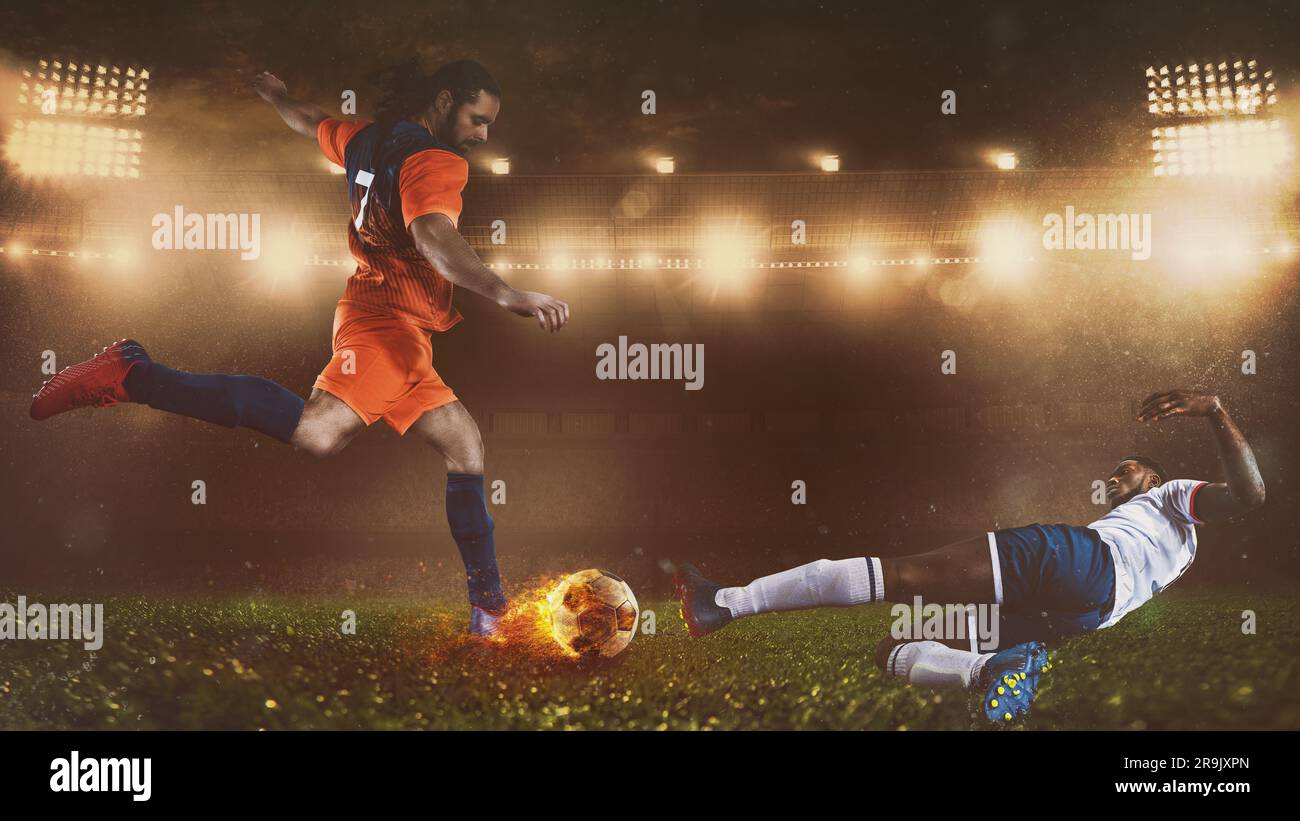 Soccer players in action hi-res stock photography and images - Alamy
