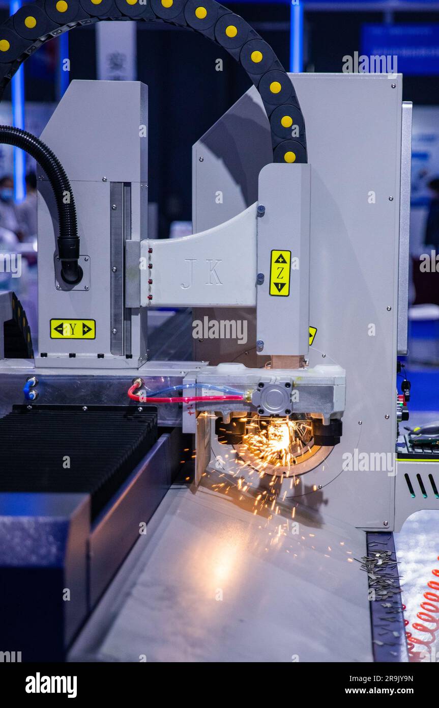 Forging machine hi-res stock photography and images - Alamy