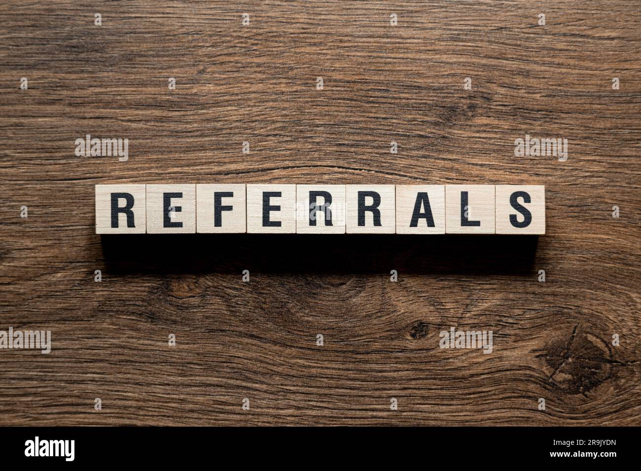 Referral marketing text message hi-res stock photography and images - Alamy