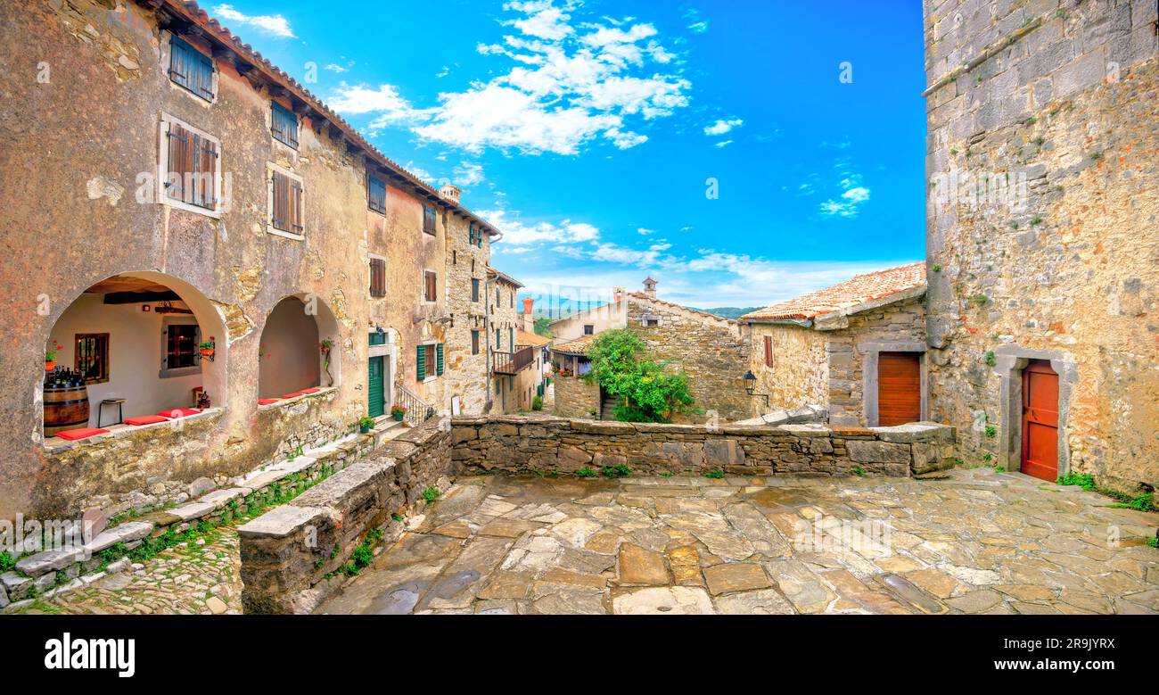 Panoramic view of scenic courtyard with medieval houses in Hum ...