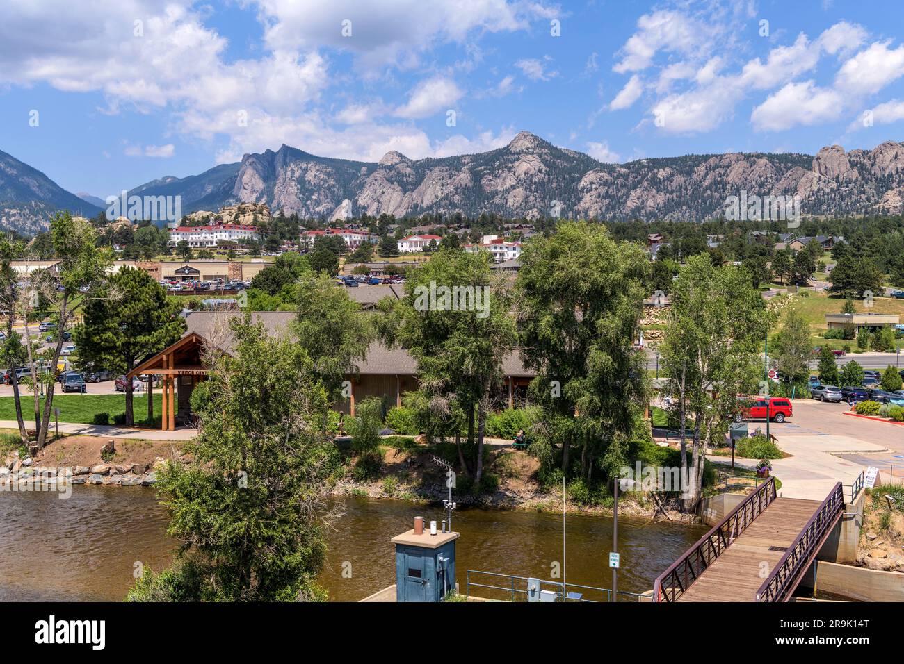Estes Park - A sunny Summer day view of the center of the mountain ...