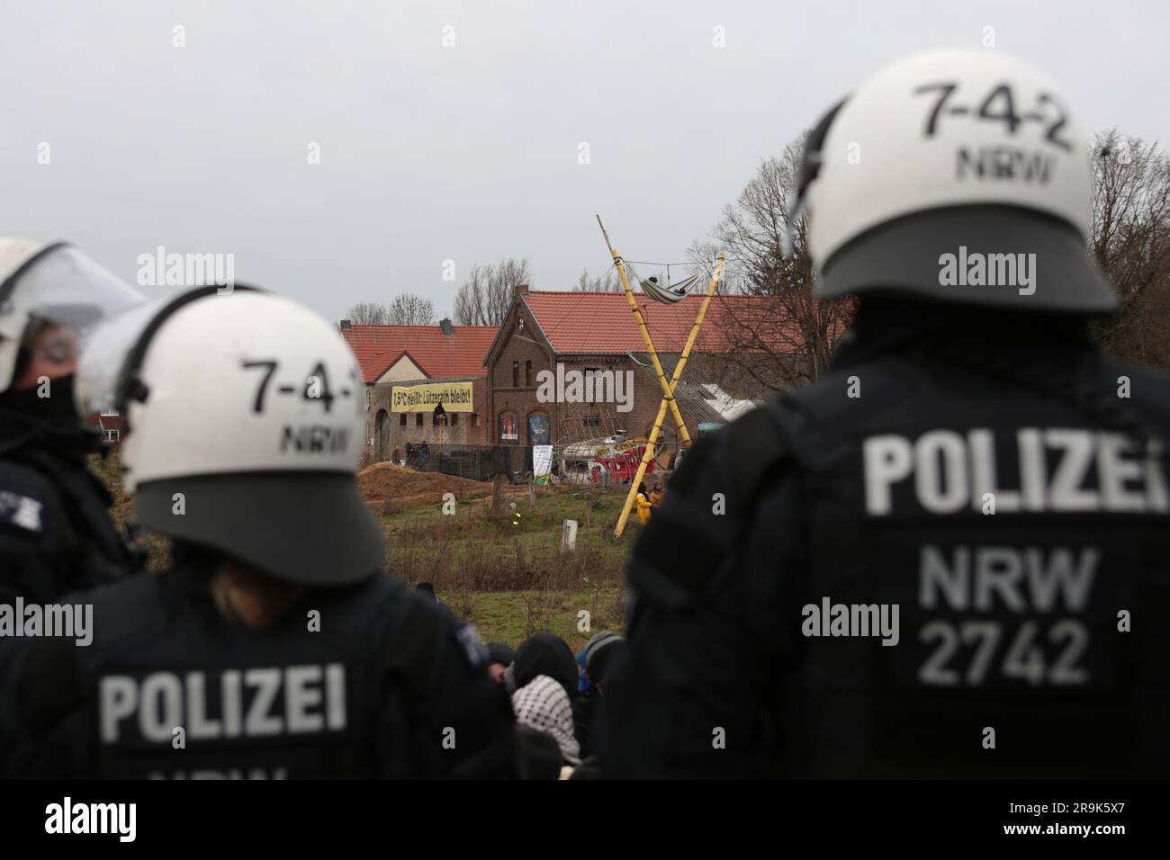 Lützerath, Germany - 01 10 2023 -Climate Protest, Police Evict ...