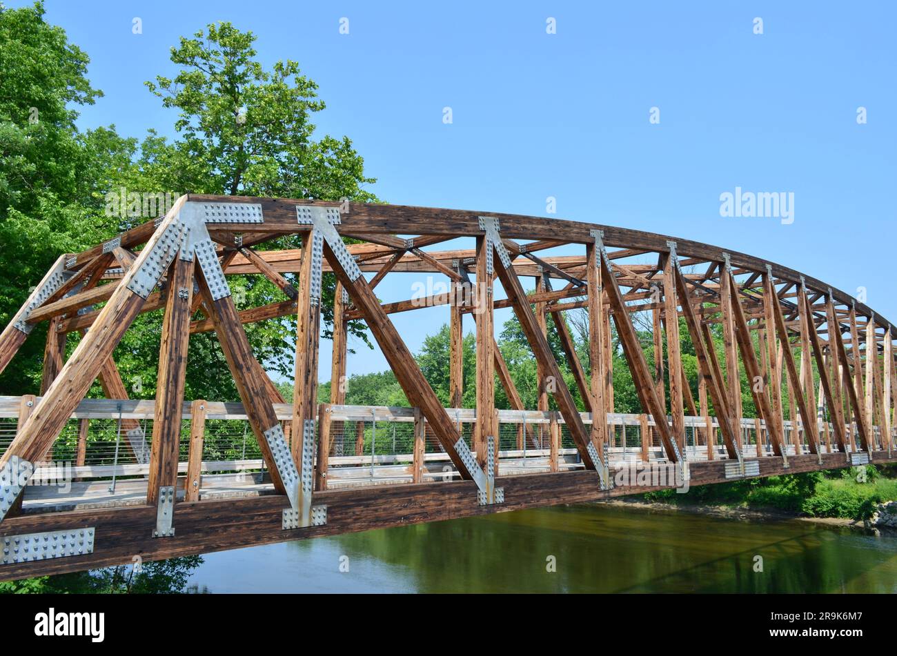river side photos of buetifull nature Stock Photo - Alamy