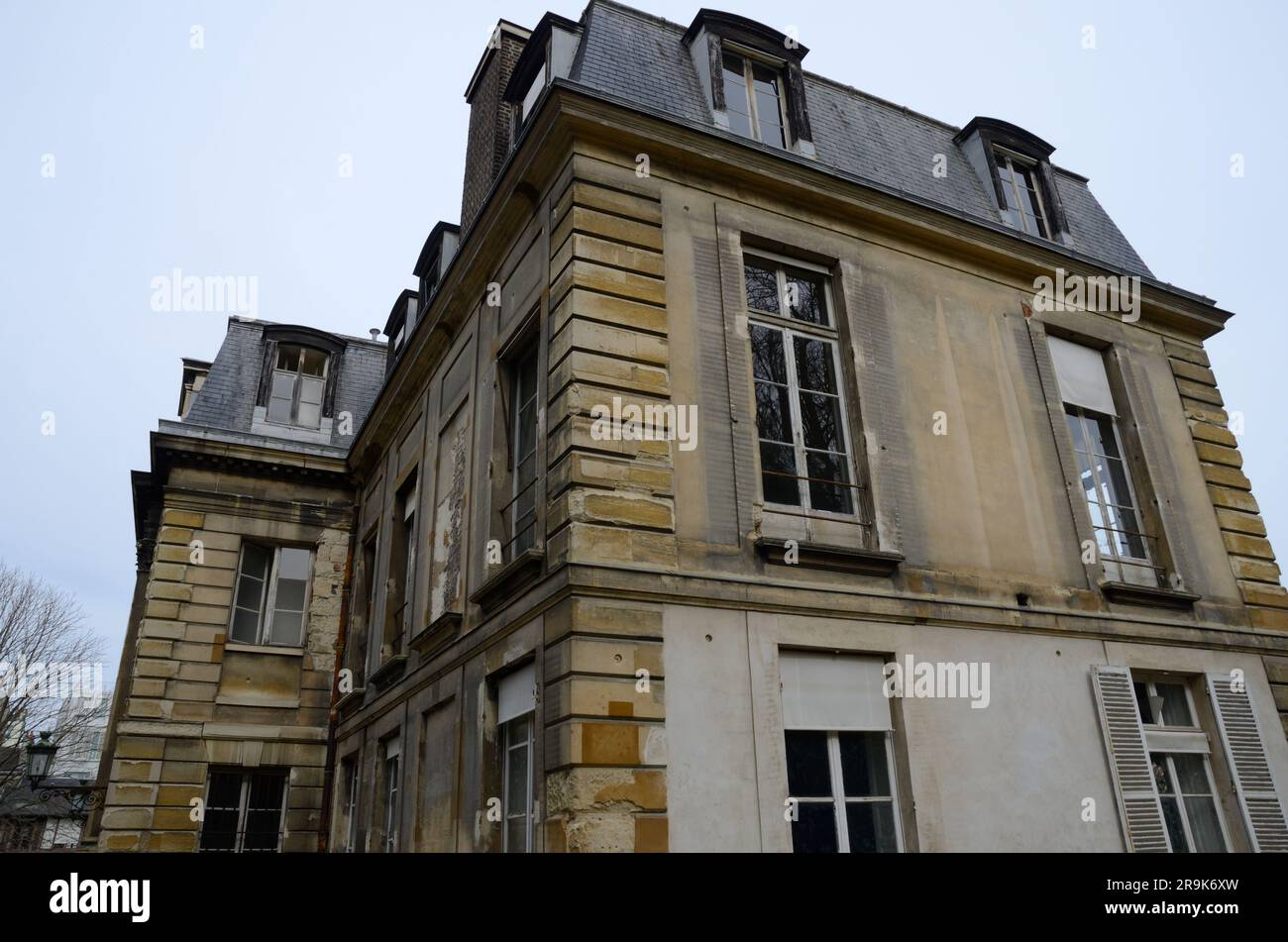 Old house at the latin quarter in Paris, France Stock Photo - Alamy