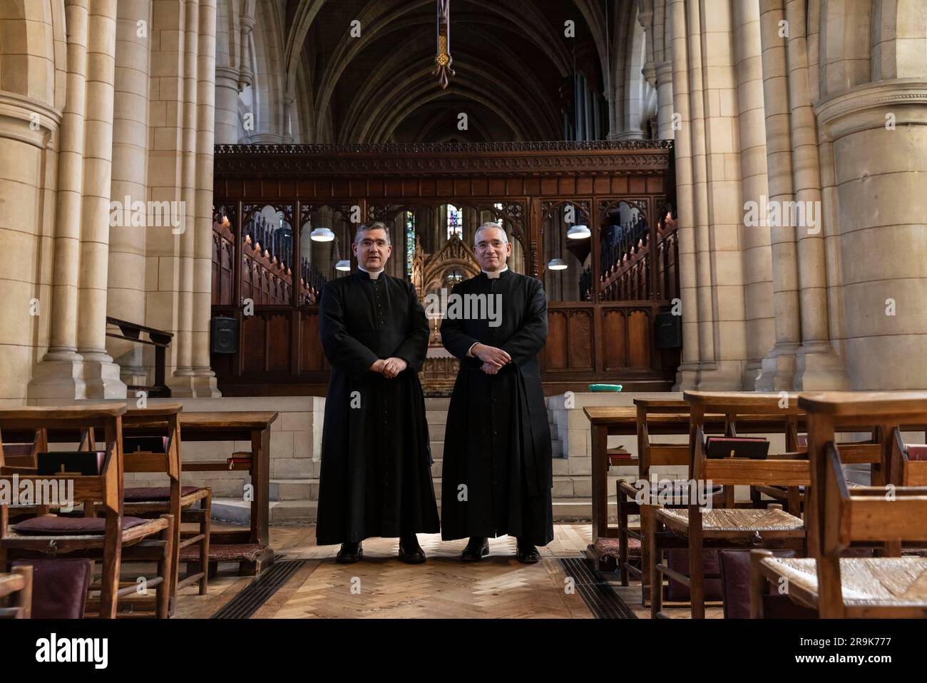 Father robert brucciani hi-res stock photography and images - Alamy
