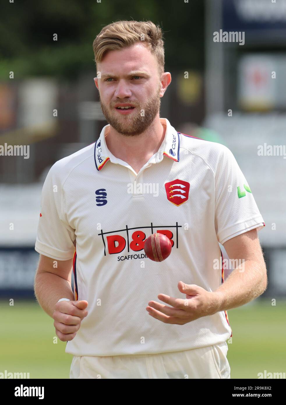 London, UK. 27th June, 2023. Essex's Simon Cook during LV=County ...
