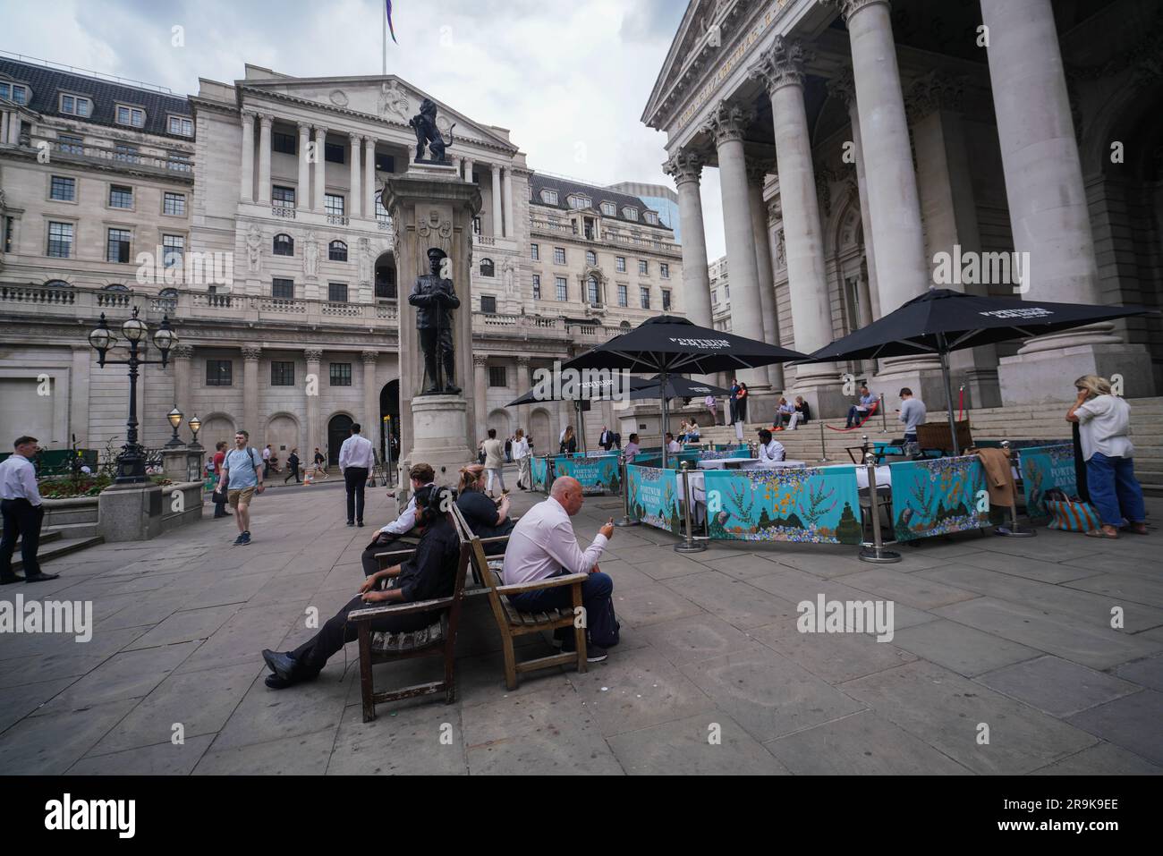 Borrowing base hi-res stock photography and images - Alamy