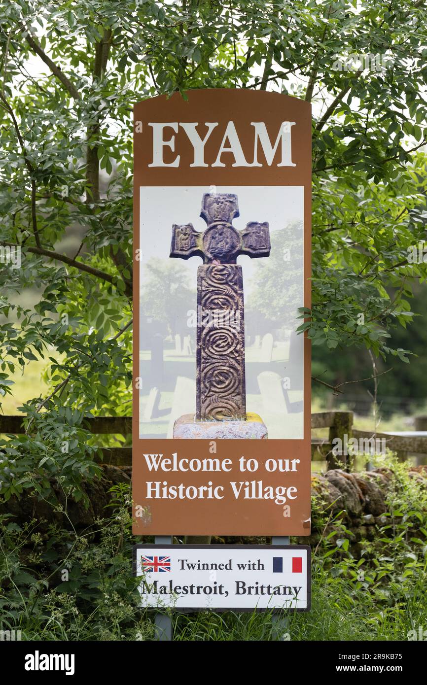 Eyam village sign hi-res stock photography and images - Alamy